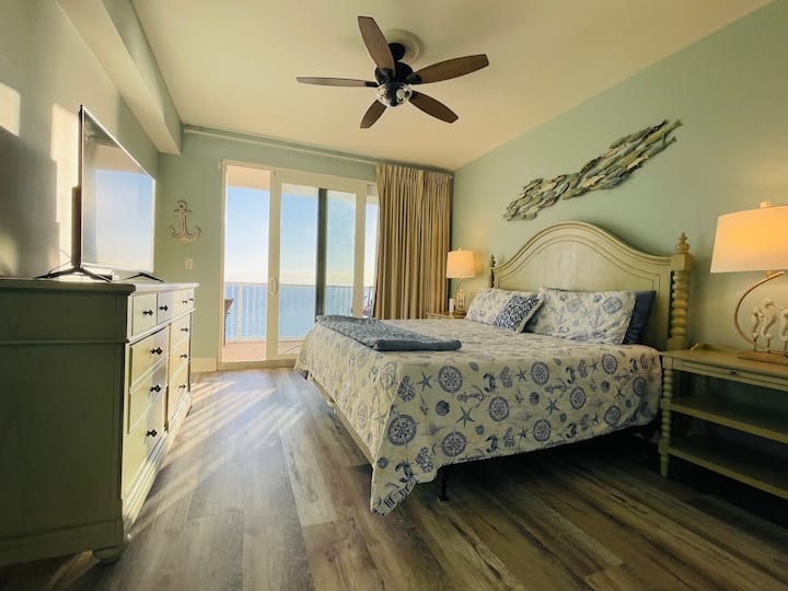 Gulf-view Condo At Laketown Wharf – 16th Fl. Stay! - Panama City Beach, FL
