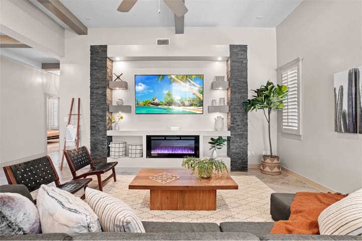 Luxury House With Pool & Jacuzzi - エル・パソ, TX