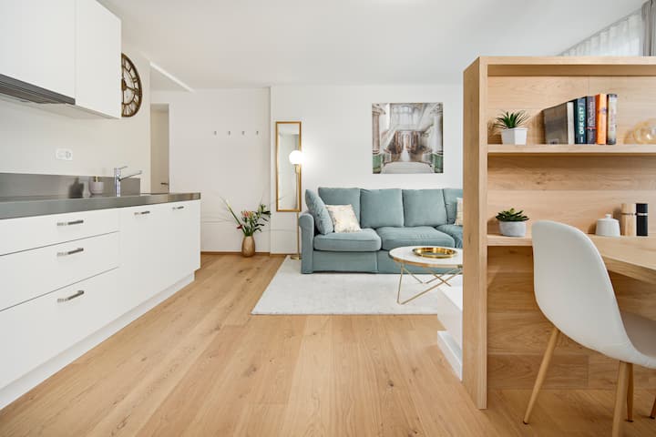 Eh Apartments Neptun | Deluxe Master Suite - Chur