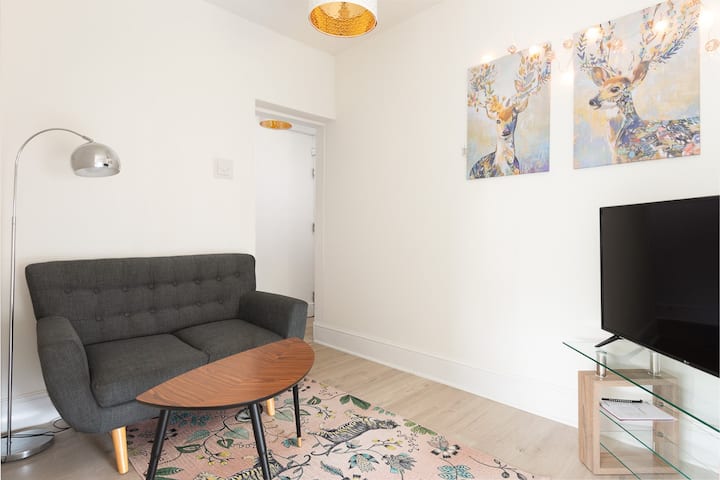 Historic 1 Bedroom Apartment In Reading Centre - Reading