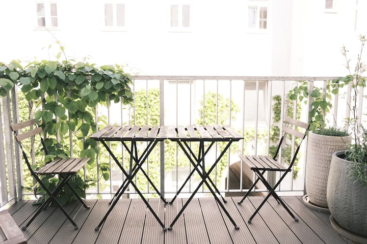 Naschmarkt Element: Geräumige Wohnung Im Zentrum - Vienna