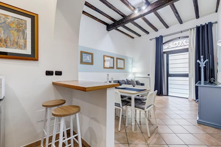 Maison Colisée Avec 2 Chambres, 2 Salles De Bain - Rom