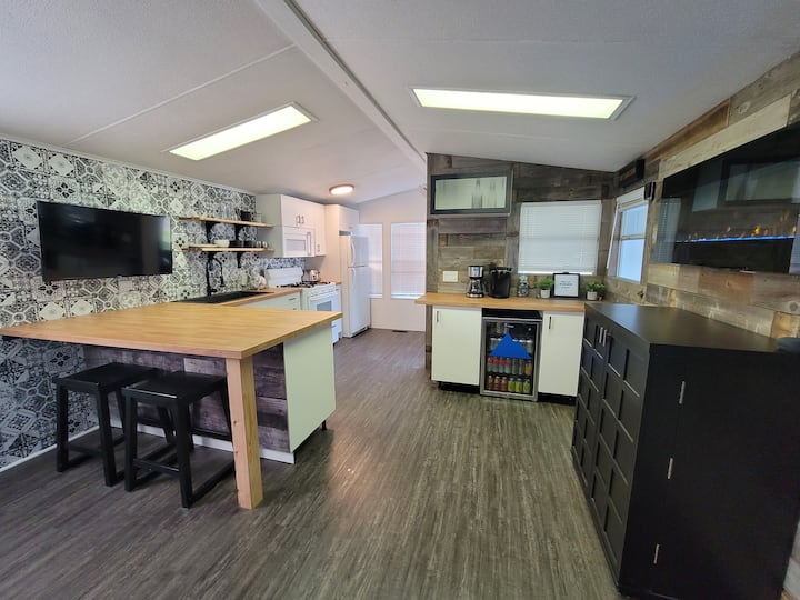 2bdrm Cottage Steps To Elco Beach - Port Colborne