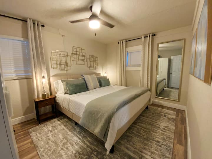 The King’s Cottage In Ybor City Historic District - Tampa, FL