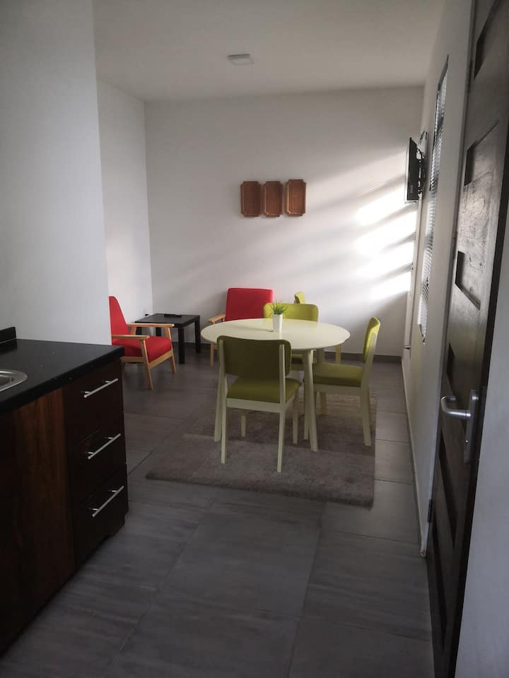 Cozy Apartment In The Hart Of The City Center. - Paramaribo