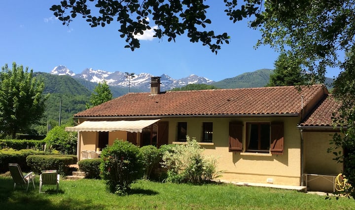 Dans Un Cadre Cosy Et Un Environnement Naturel - Seix