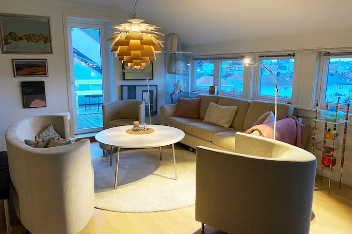 Toppetasje Sentralt På Lund  Med Gratis Parkering. - Kristiansand