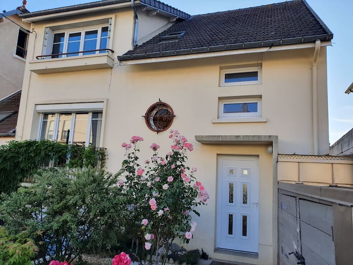 éTage Entier Dans Maison Proche Des Deux Gares - Mantes-la-Jolie