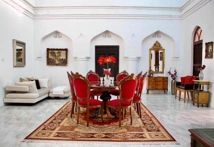 Private Suite In A Palatial Villa - Sansibar