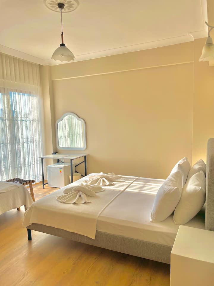 Cennet Hotel Triple Room - Ölüdeniz