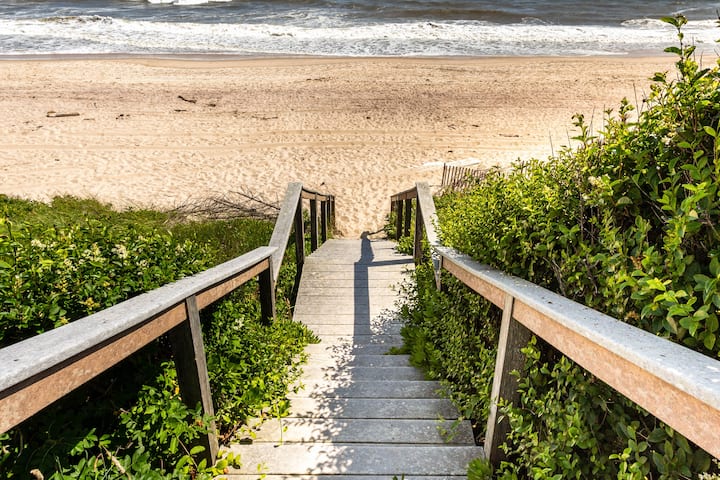 Oceanfront Rm#3 Private Beach Walk 2 Town - Montauk, NY