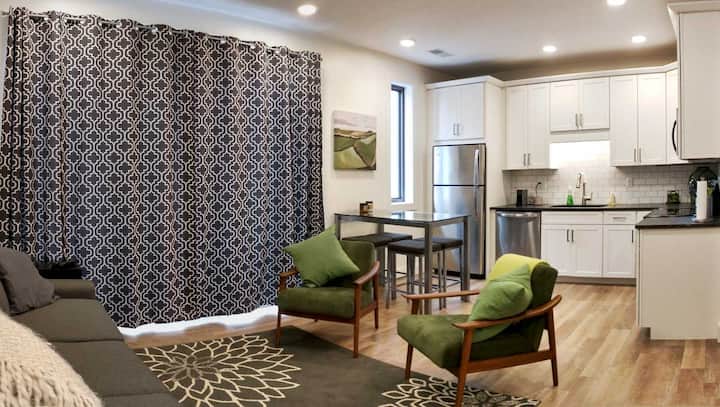Downtown Traverse City Condo - Traverse City, MI