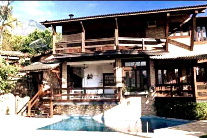 Piscina E Vista  Para O Mar Incrível, Pet Friendly - Ilhabela