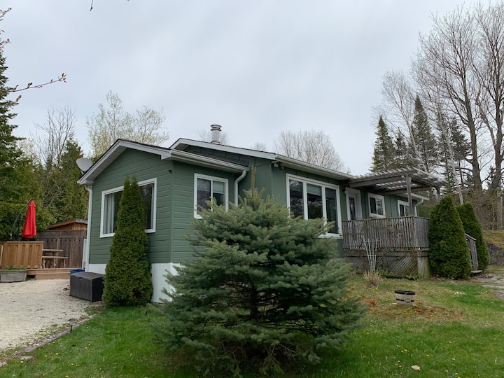“The Greenhouse Cottage” In Sauble Beach - Sauble Beach