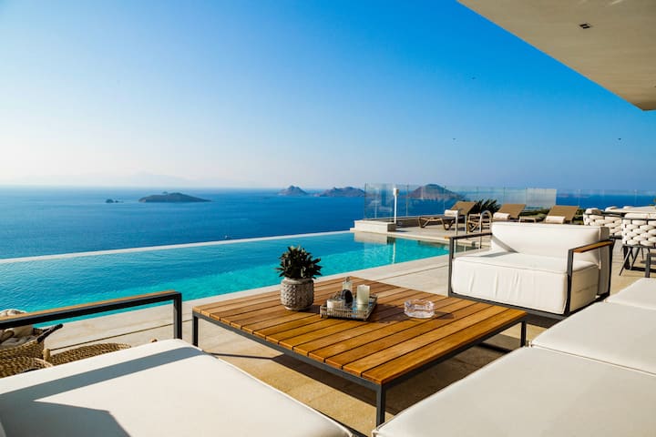 Luxury Villa In Bodrum With Breathtaking Views - Akyarlar