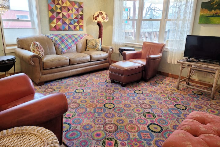 'Park Place Apt, At Purple Sage, On The River - Winthrop, WA