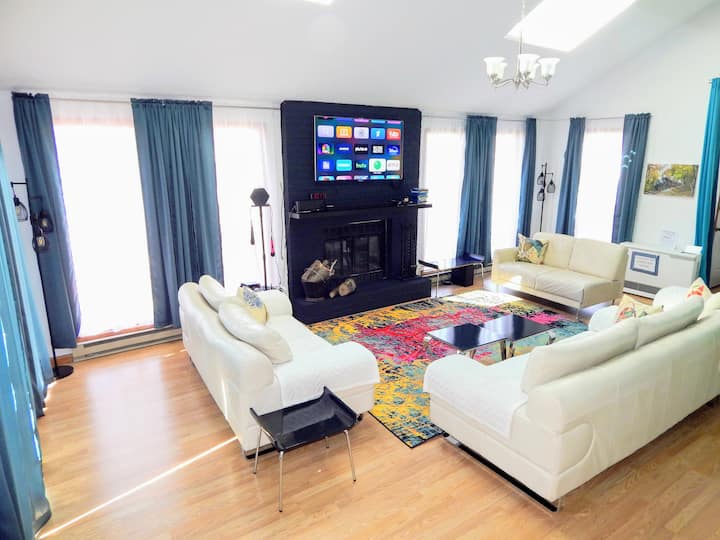 Beautiful House, Central Location - Kalahari Indoor Waterpark, Pocono Manor