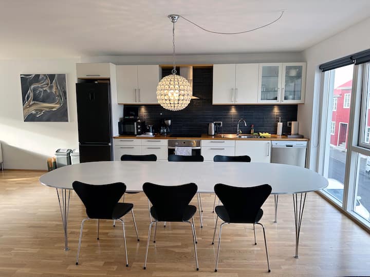 Amazing Central Apartment Close To The Harbour Area And The City Center - Reikiavik