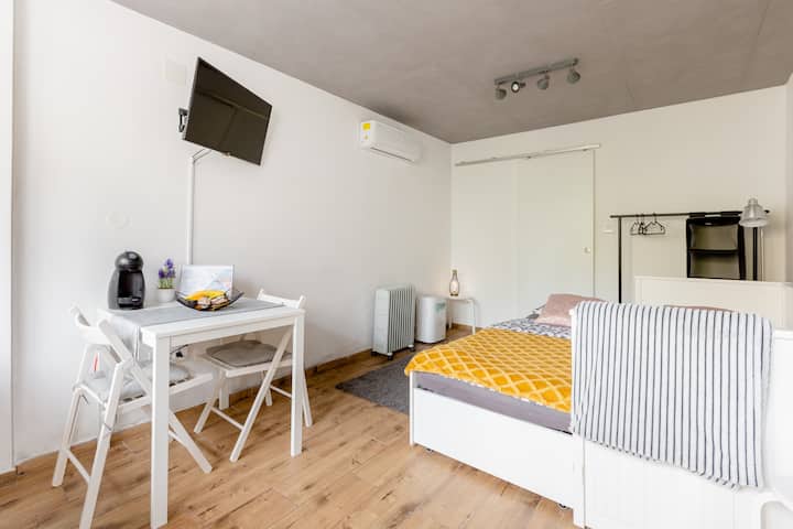 Comfortable Apartment In The Hearth Of Zagreb - Zagreb