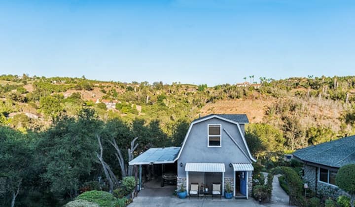 The Great Escape On 3 Acre Retreat - Fallbrook, CA