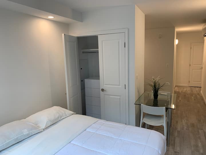 433 West 53-furnished Studio In Midtown West - Nueva York