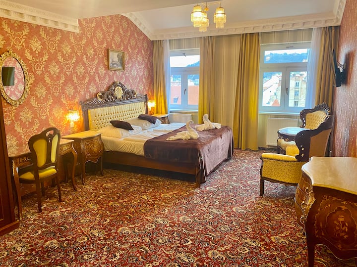 Luxurious Royal Triple Room With A View Of Prague - Prague