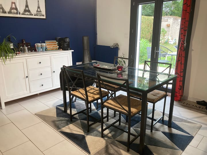 Gîte 8 Personnes - Maison 95 M² Avec Jardin - Blois
