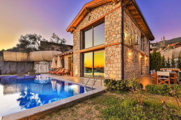 Hestia, Dağ, Orman, Deniz, Ada Manzarası Sunuyor. - Türkiye