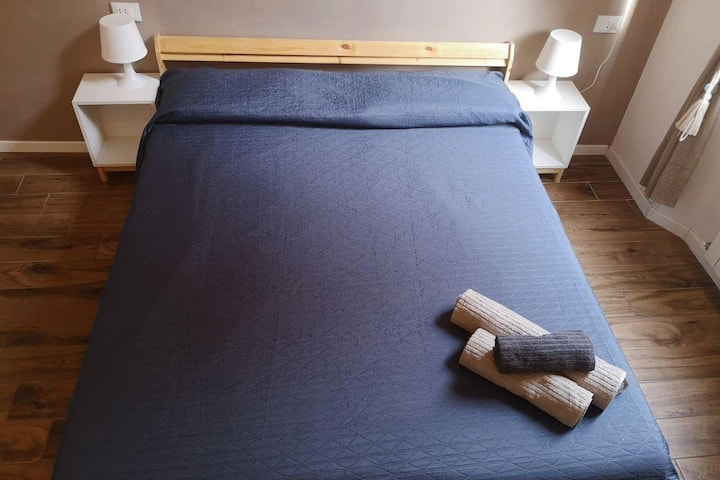Room And Private Bath 3 Minutes From The Station - Bologne