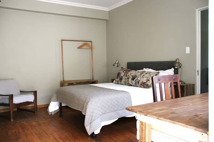 Standard Room 1 - George