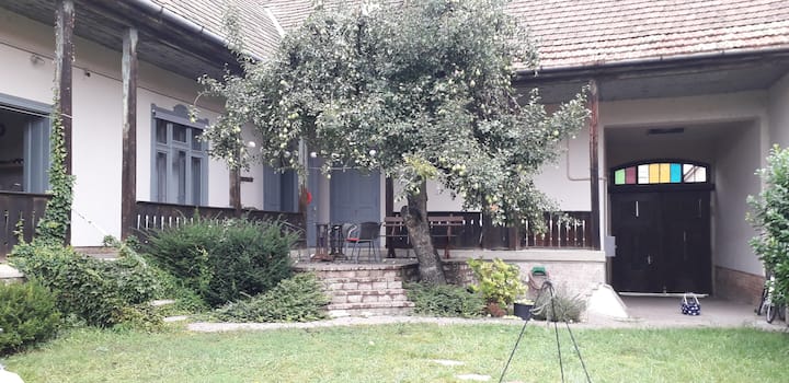 Birtok Nagymaros Központjában - Szentendre