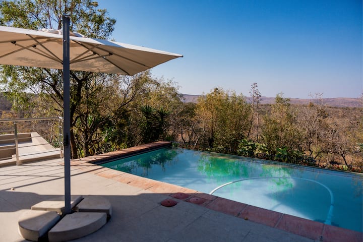 Bushveld Bliss | 4br With Pool & Stunning Vistas - Bela-Bela