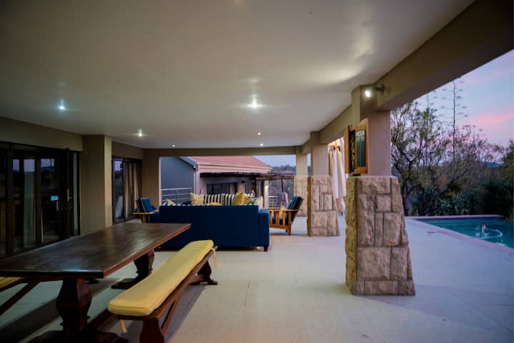 4br Home W/ Boma & Private Pool - Bela-Bela