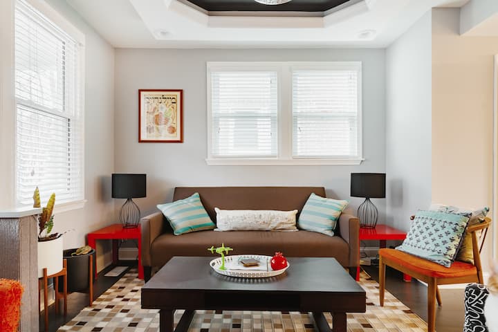 Large Room With Full Bath On Private Floor - Washington, DC