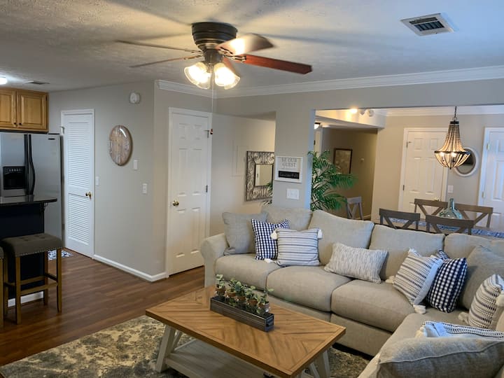 Maggie's Place - Auburn, AL