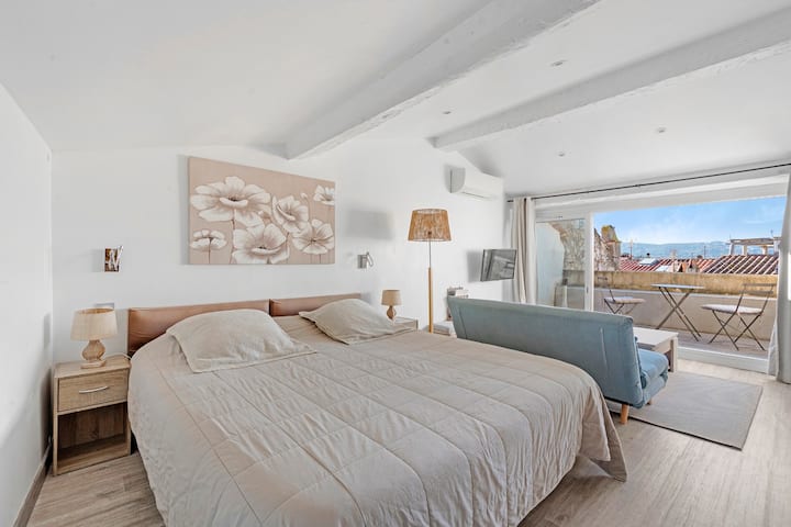 Grand Studio Avec Terrasse Dans Le Cœur Du Village - Saint-Tropez