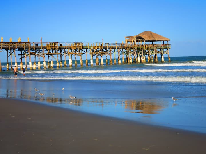 Beachside Retreat Oceanfront Complex W/ Pool - Cocoa Beach, FL
