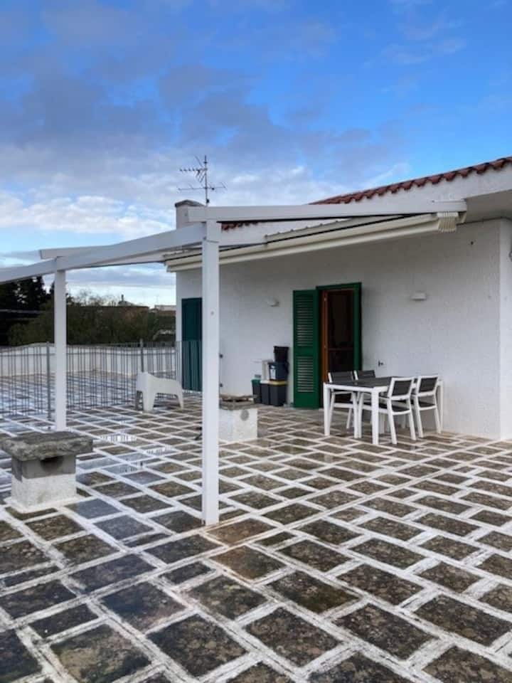Bilocale Con Grande Terrazzo E Parcheggio - Ostuni