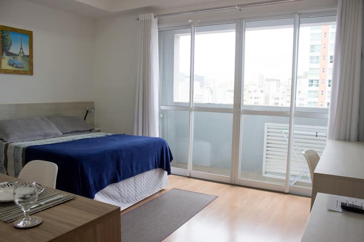 Cozy Studio, Fast Wi-fi, Great Central Location! - Curitiba