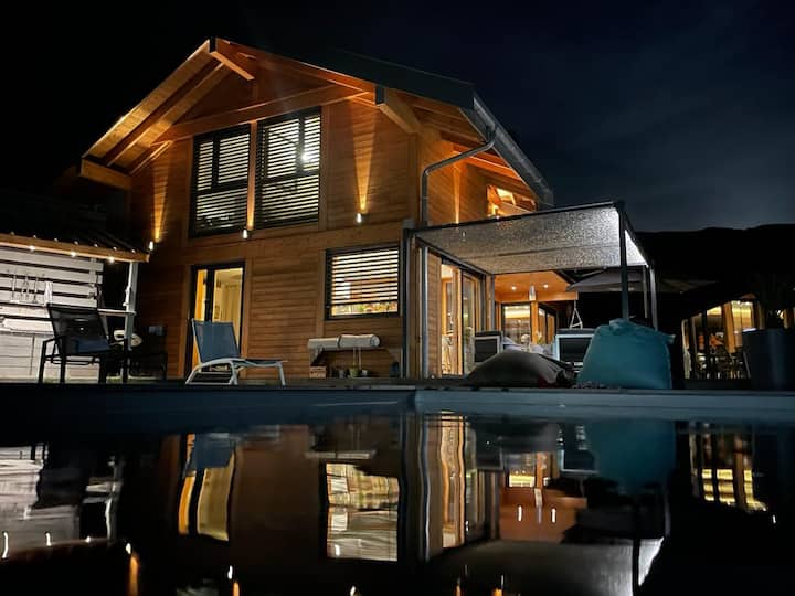 Superbe Villa Alpes Piscine Jacuzzi Vue Montagne - Chamrousse