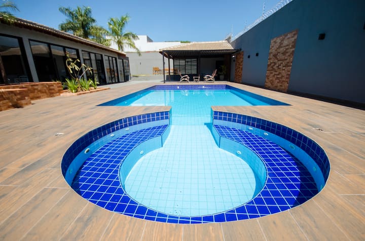 Lazer E Hospedagem No Cantinho Da Mata! - Maringá