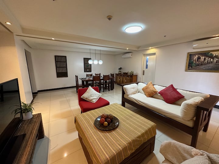 Serene Living With Scenic View 3br+parking - Taguig