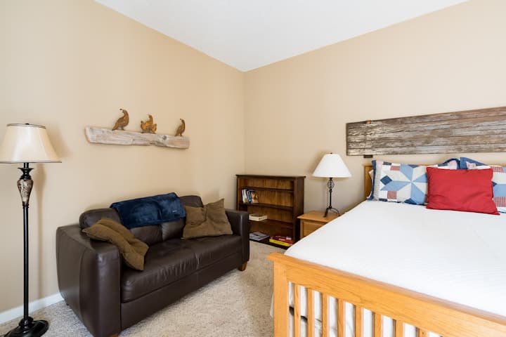 Rustic Garden Acres - Redmond, OR