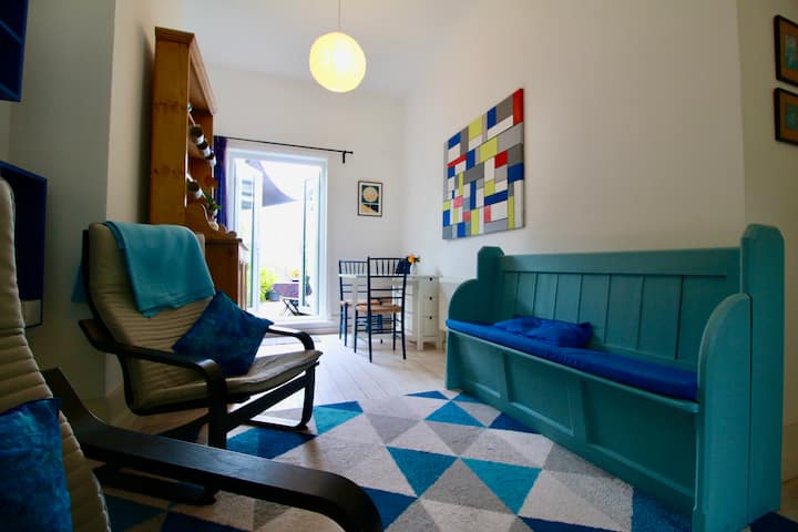 Blachington Cottage, "Stunning And Central" - Seaford