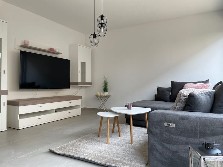 Apartment 5 - Helle & Moderne Doppelhaushälfte - Schwäbisch Gmünd