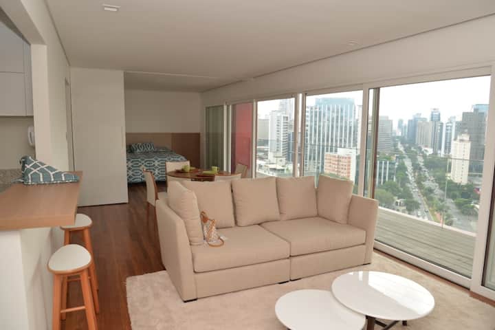 Large 1br 90m² | Skyline View | Faria Lima - São Paulo