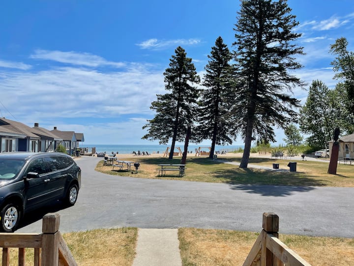 Cottage Cove · Lake Huron Beach Cottage No. 10 - Oscoda, MI