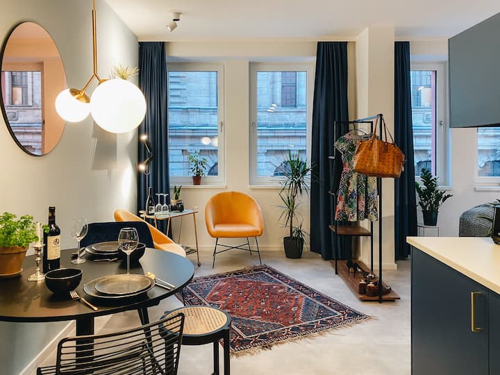Bleu Astoria: Studio Apartment An Der Oper 29m2 - Núremberg