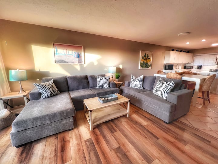 Cozy Del Mar Beach Retreat - 3 Blocks To Beach! - Del Mar, CA