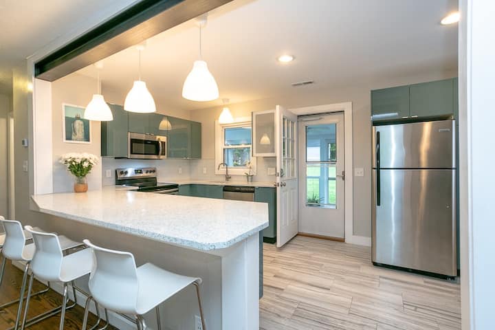West Asheville Cozy Getaway - Asheville, NC